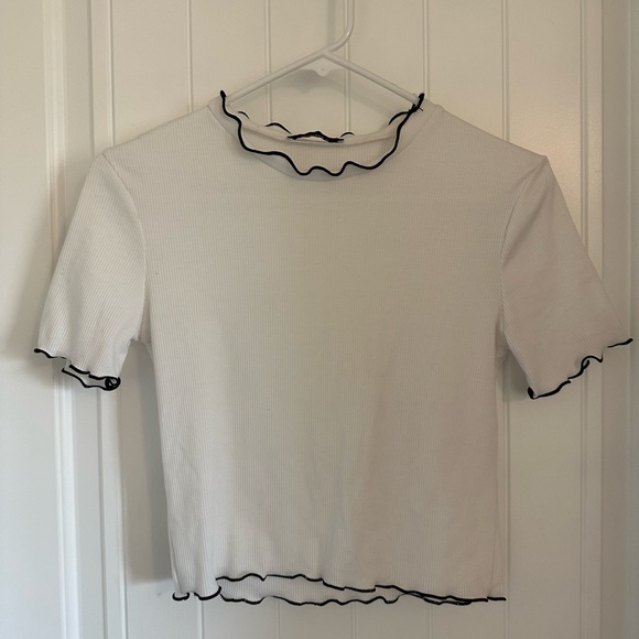Zara | Tops | Zara White Baby Tee | Poshmark